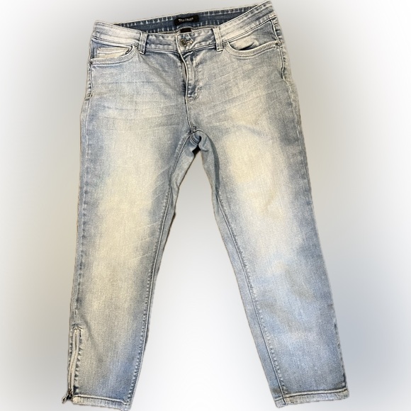 White House Black Market | Jeans | Whbm Skinny Crop Size Washed Out ...